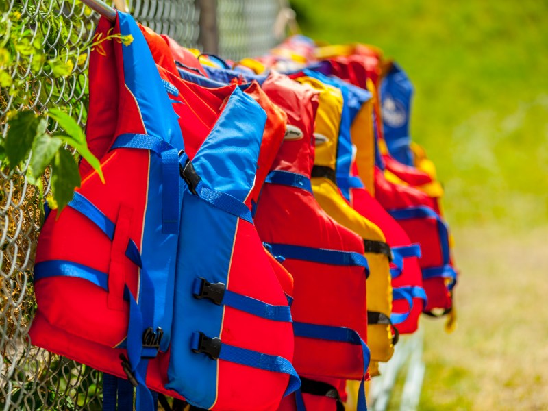 Lazy Day Raft Rentals, Bow River Rafting Rentals: Calgary, AB