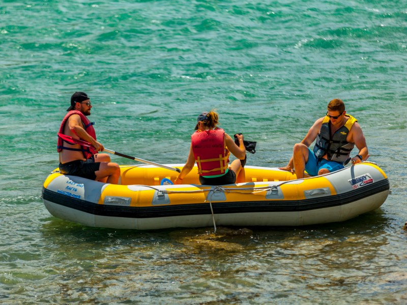 Lazy Day Raft Rentals, Bow River Rafting Rentals: Calgary, AB